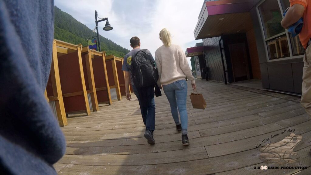 Beautiful Booty In Tight Jeans Candid Best Premium