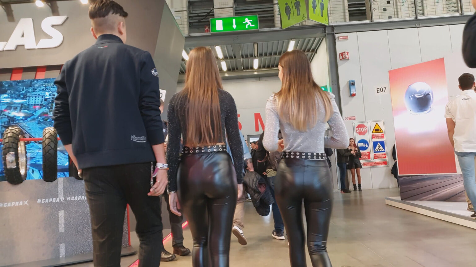 Touching Tight Wetlook Leggings Ass Power Candid Best Premium