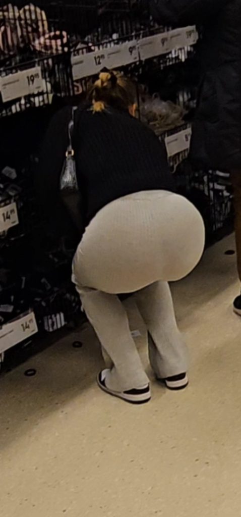 Grey Baddie Bend Over Candid Best Premium