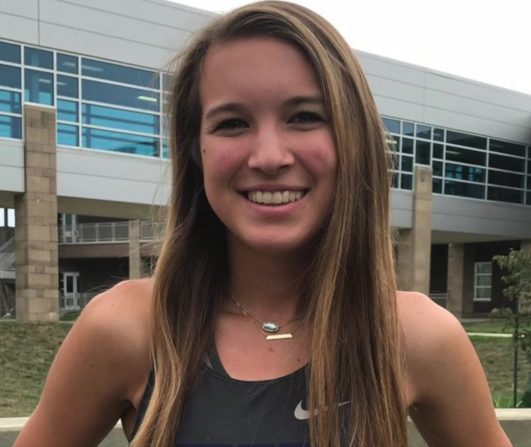 Candid Titans track teen with reverse camel toe and a nice booty in ...